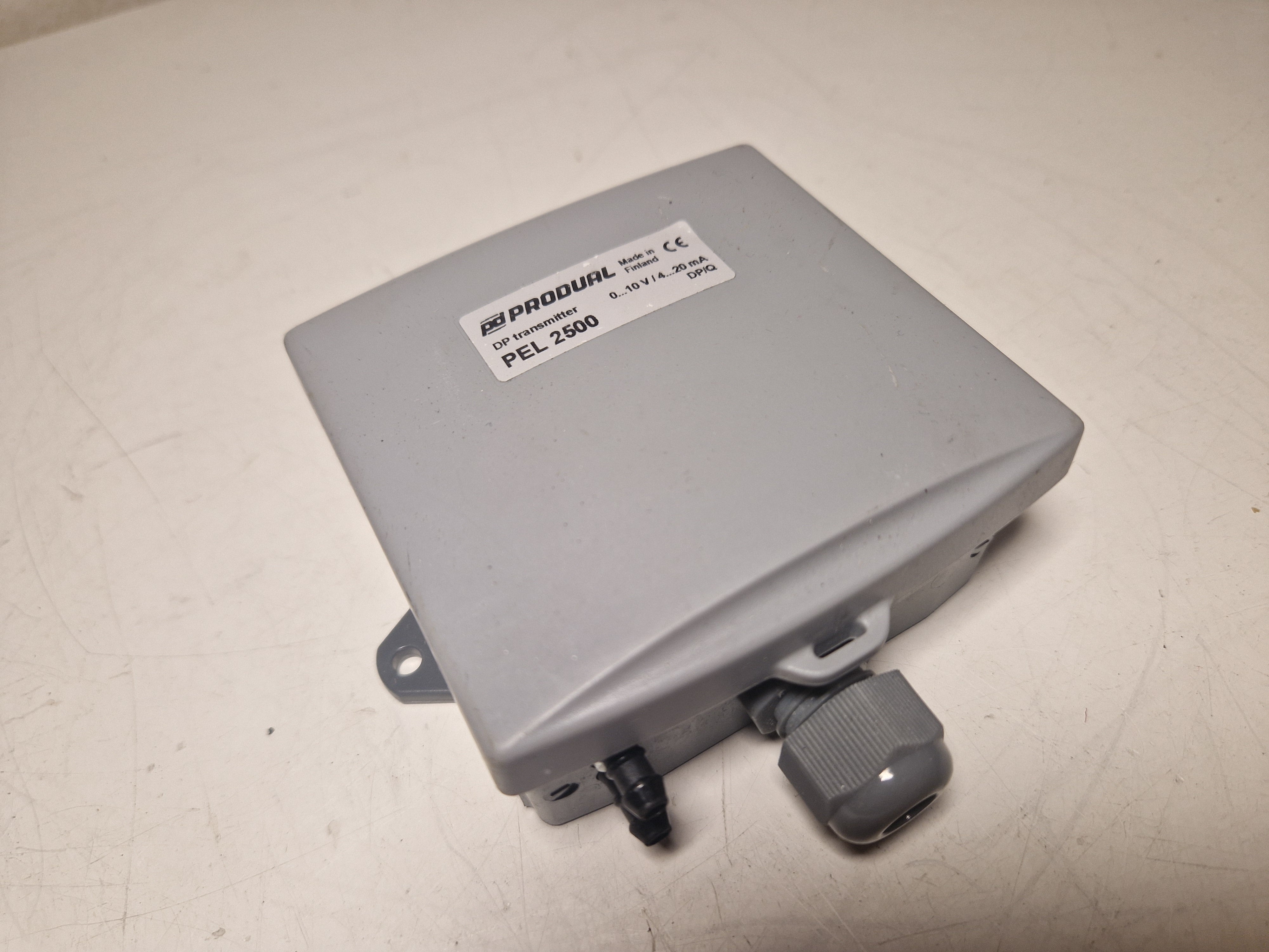 Produal PEL 2500 Differential pressure transmitter air with 8 differen