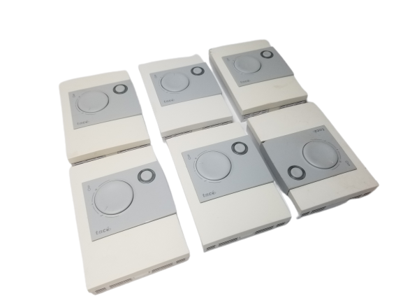 Schneider Electric STR102 Room Temperature Sensor